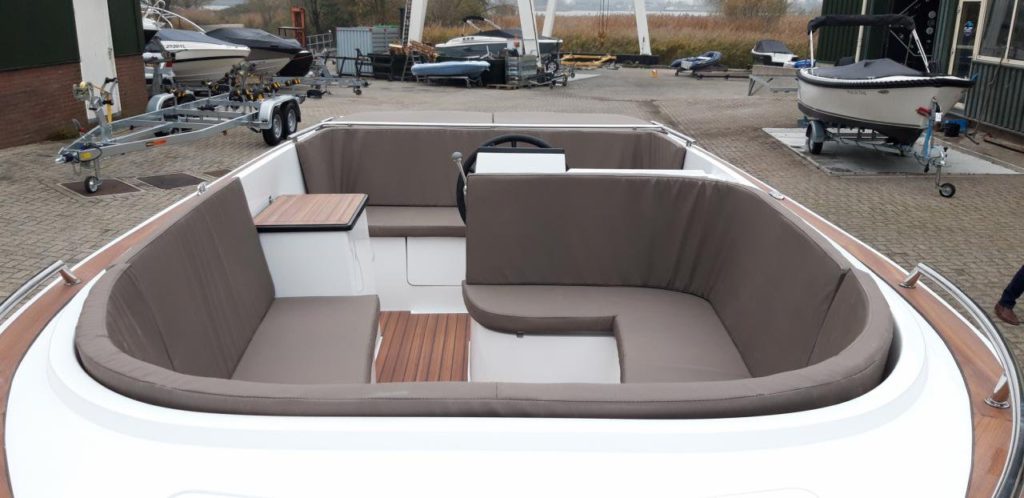 Maxima 620 Retro Tender Sloep bij Van Dijk Watersport