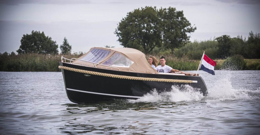 Maxima 620 Retro Tender Sloep bij Van Dijk Watersport
